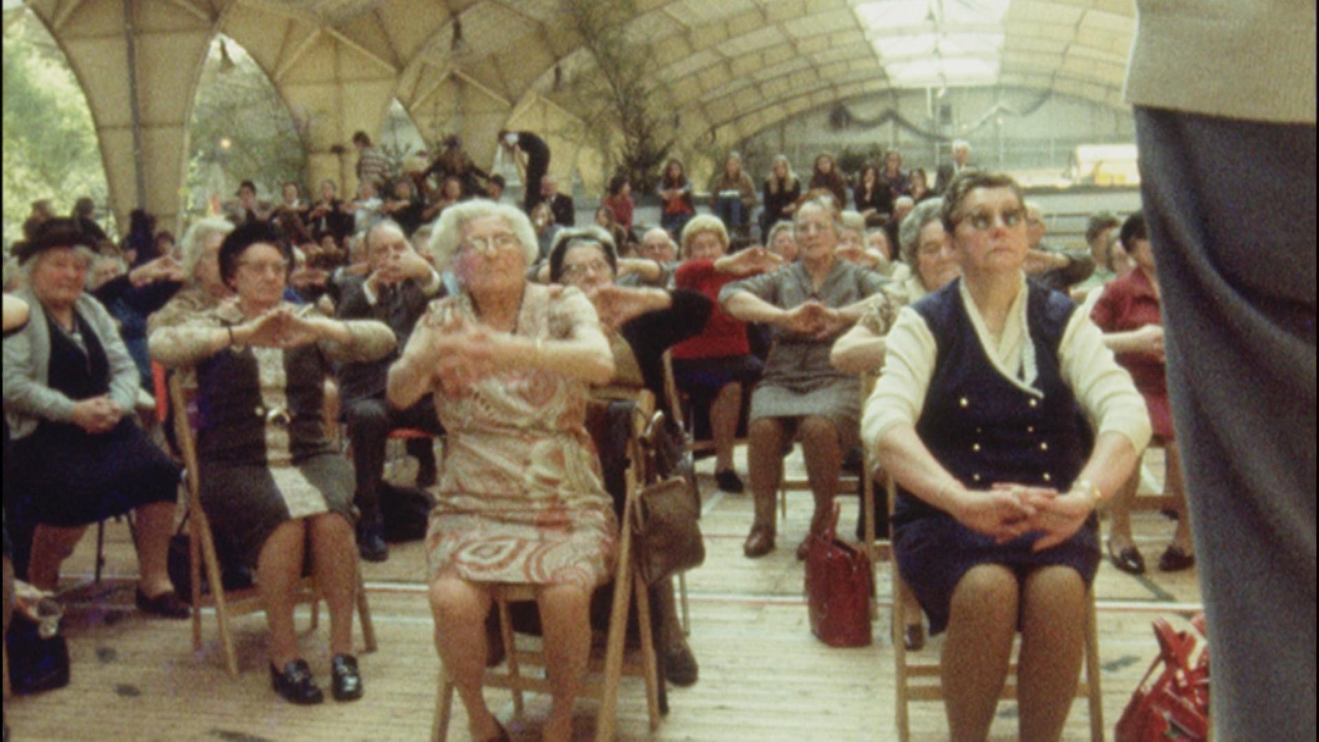 Oud zeer: zorg voor bejaarden - Andere Tijden